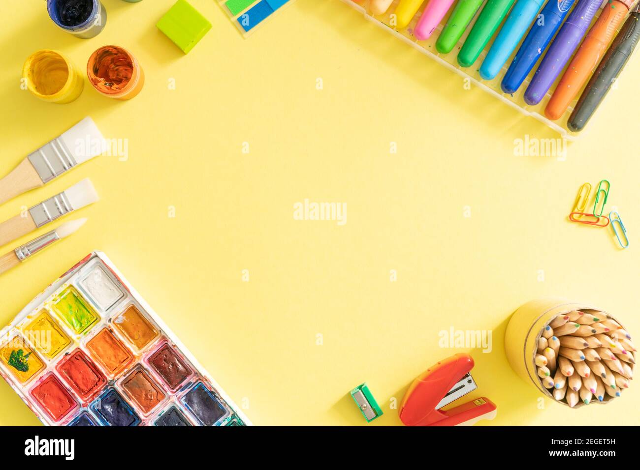Online drawing hi-res stock photography and images - Alamy
