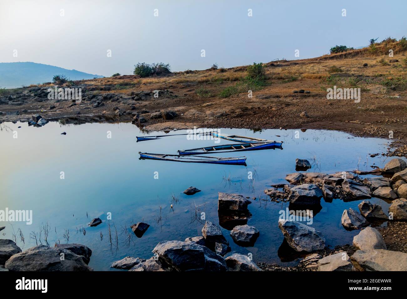 Pawna dam reservoir hi-res stock photography and images - Alamy