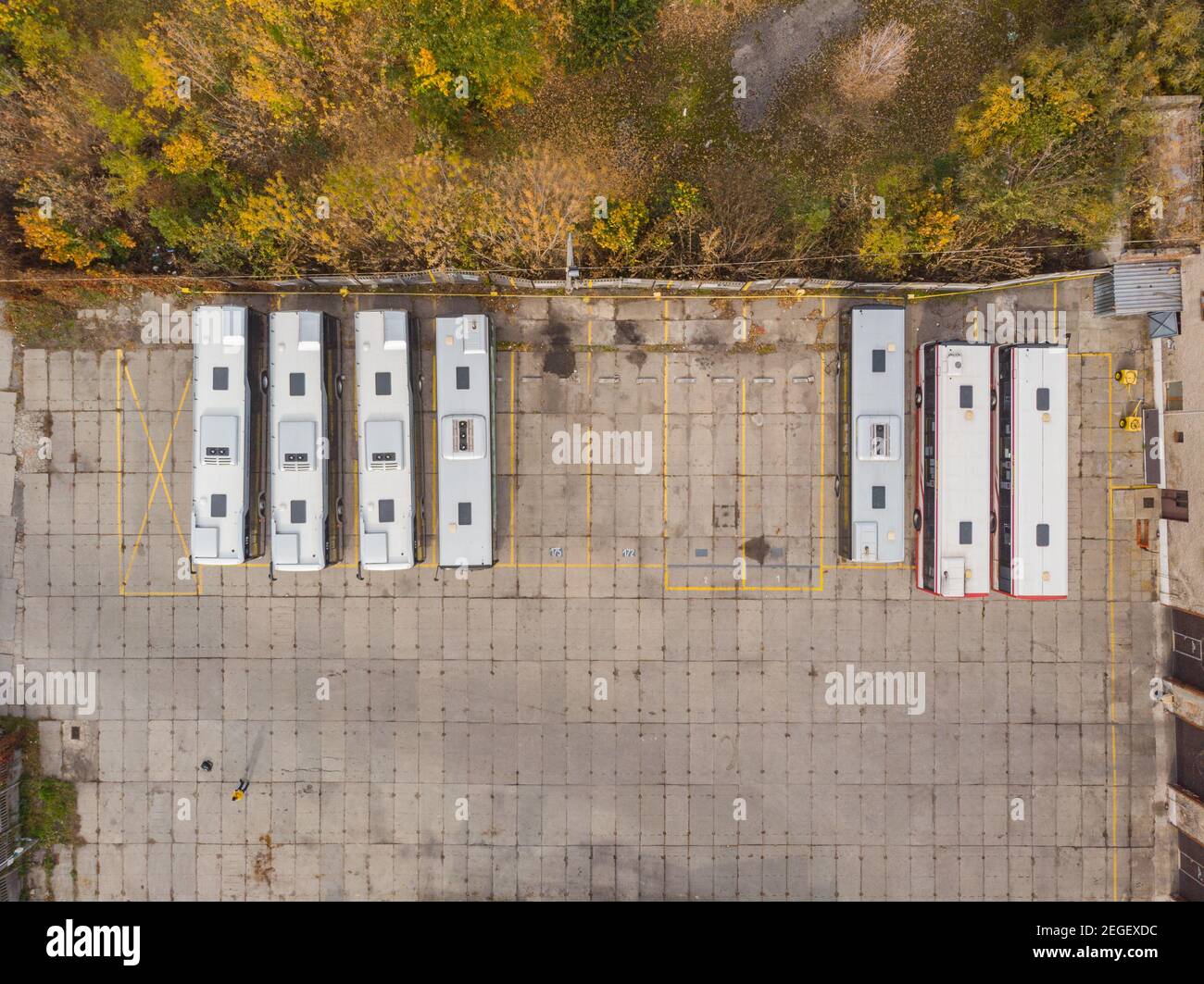 Buses aerial view hi-res stock photography and images - Alamy
