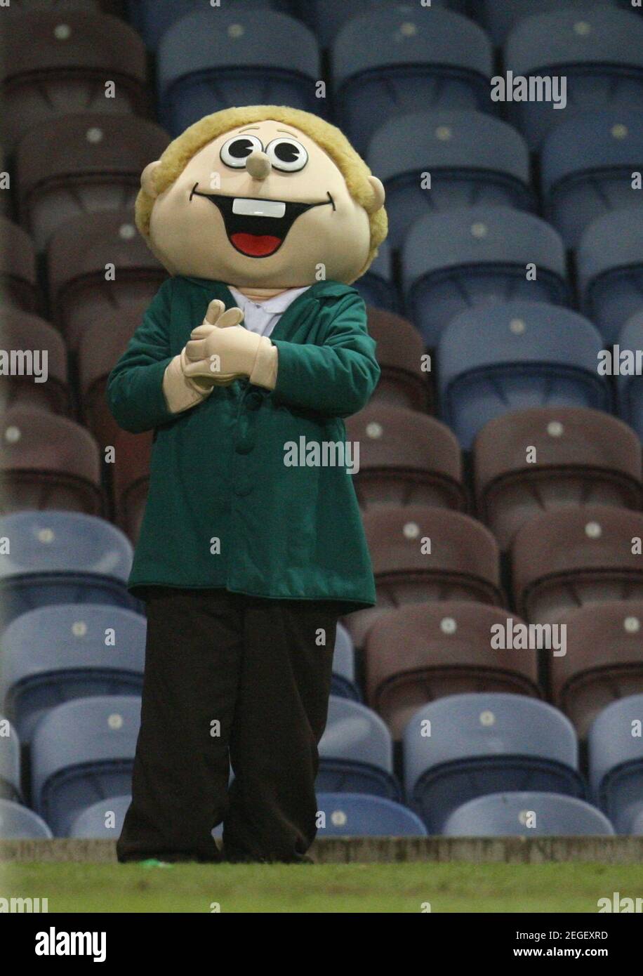 Burnley mascot hi-res stock photography and images - Alamy