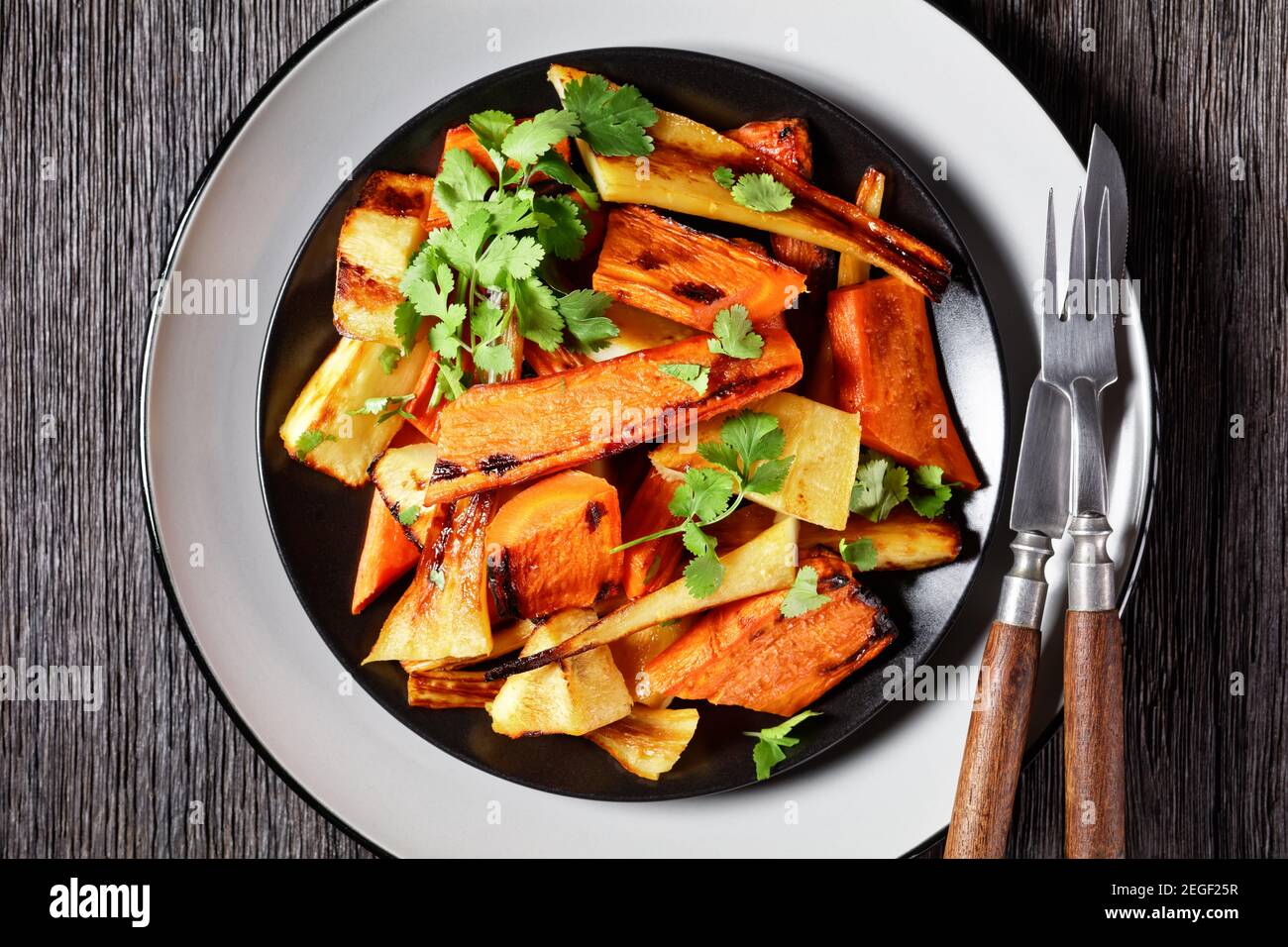 Moroccan roasted root vegetables: parsnip and carrot with ras el hanout ...