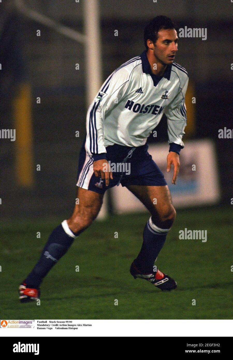 Ramon vega tottenham hi-res stock photography and images - Alamy