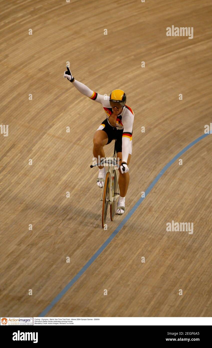 Germanys stefan nimke celebrates winning bronze hi-res stock ...