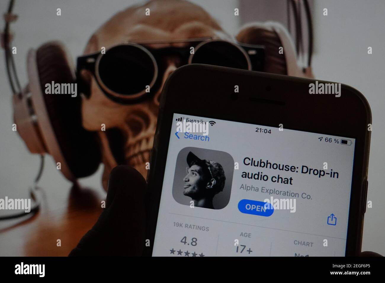 Clubhouse app, social network displayed on the smartphone screen Stock ...