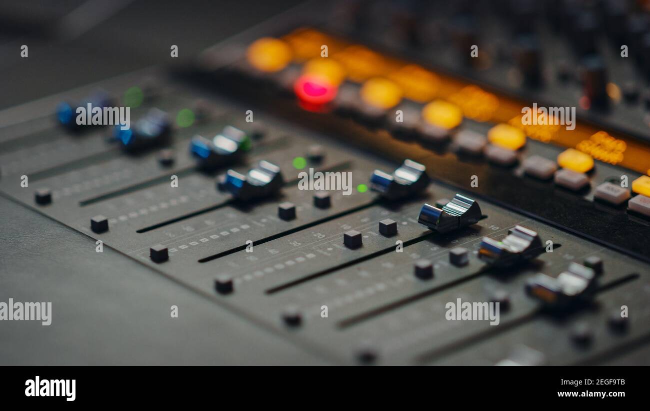 Modern Music Record Studio Control Desk with Automatic Equalizer, Mixer ...