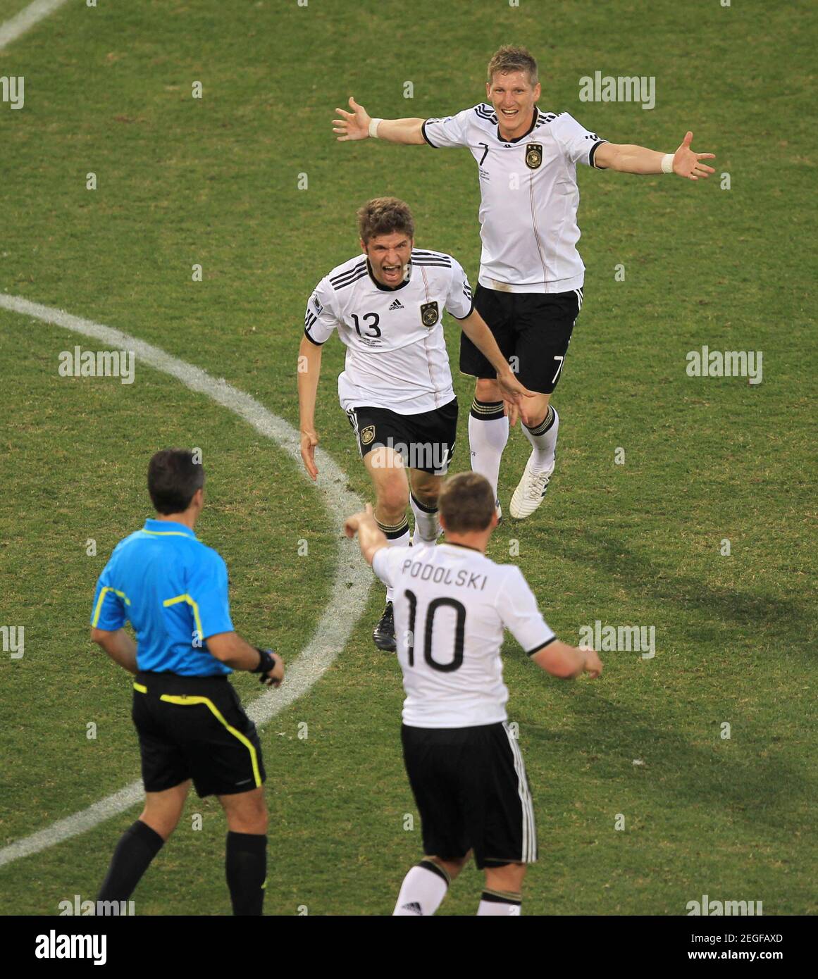 Thomas müller 2010 hi-res stock photography and images - Alamy