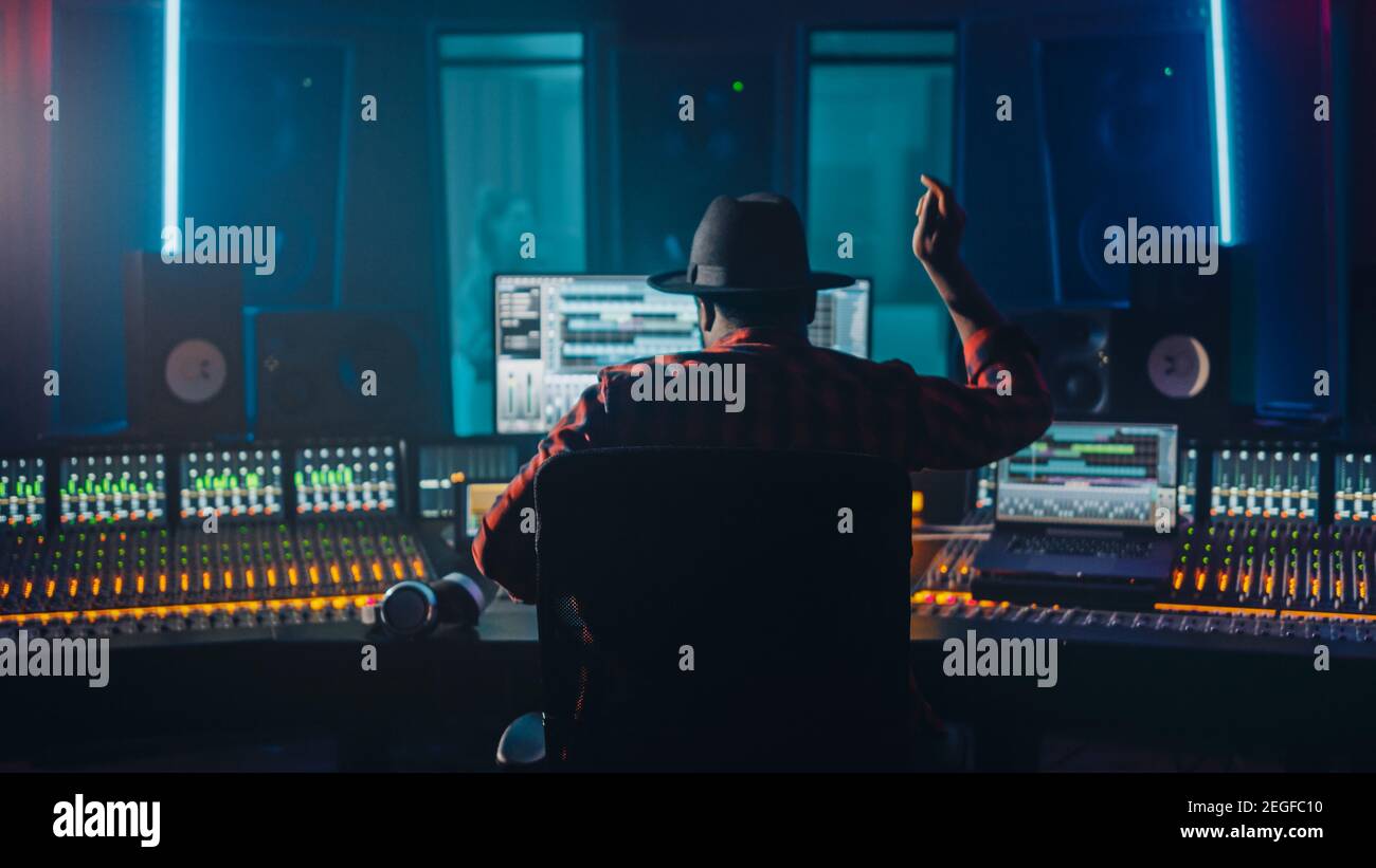 Song ui hi-res stock photography and images - Alamy