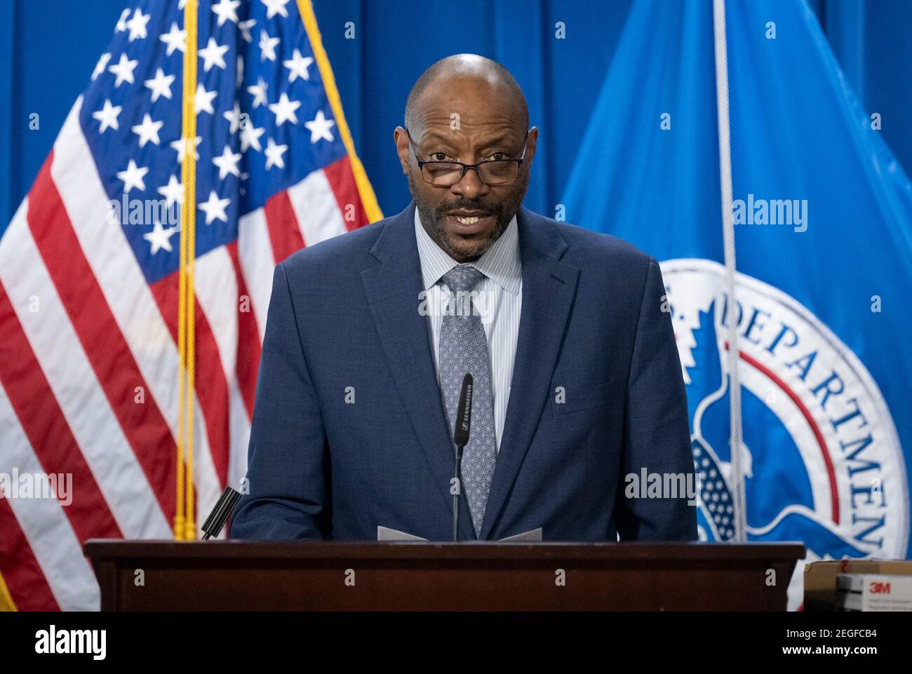 Dhs ice hi-res stock photography and images - Alamy