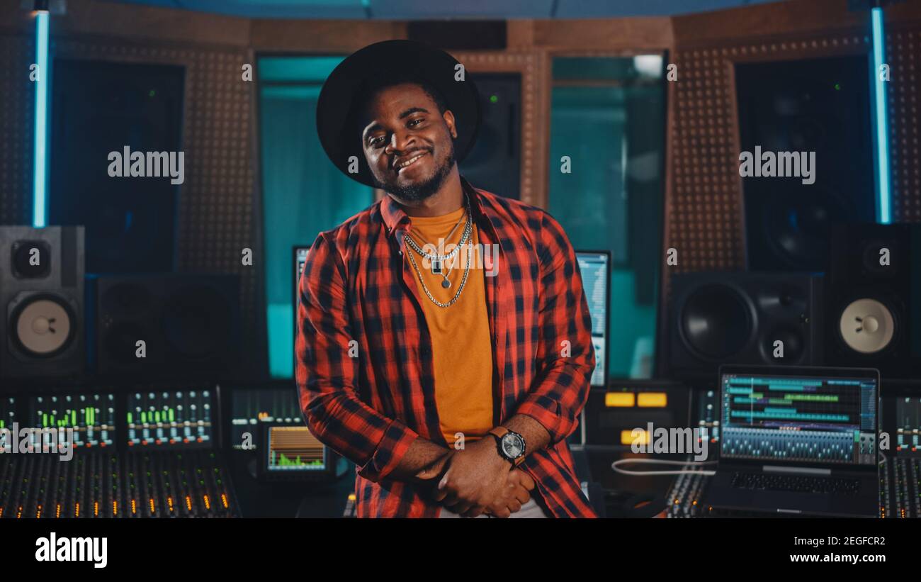 African american artist hi-res stock photography and images - Alamy