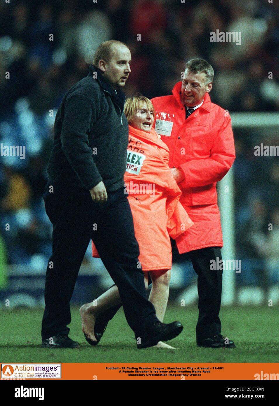 Female streaker hi-res stock photography and images - Alamy