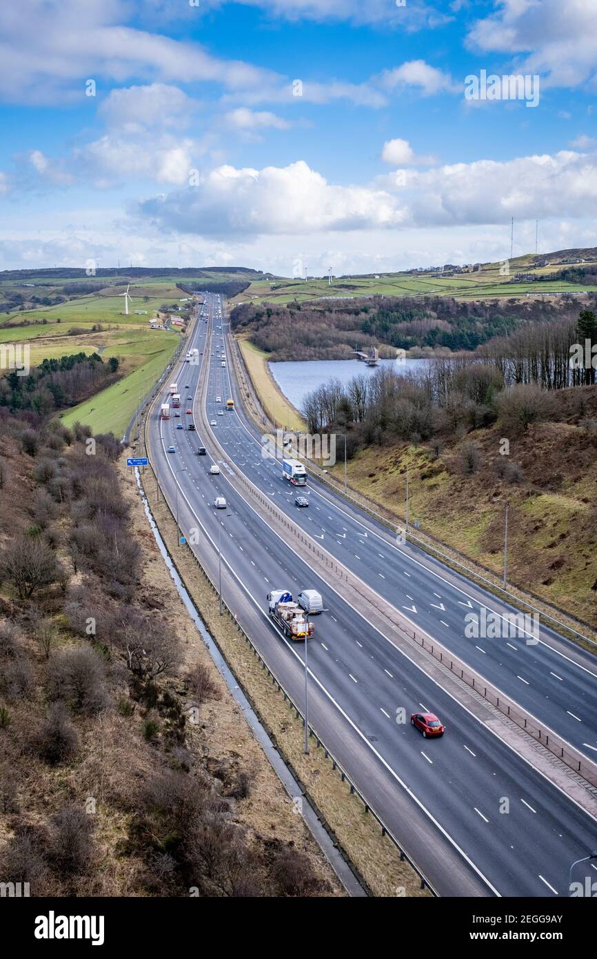 Scammonden dam hi-res stock photography and images - Alamy