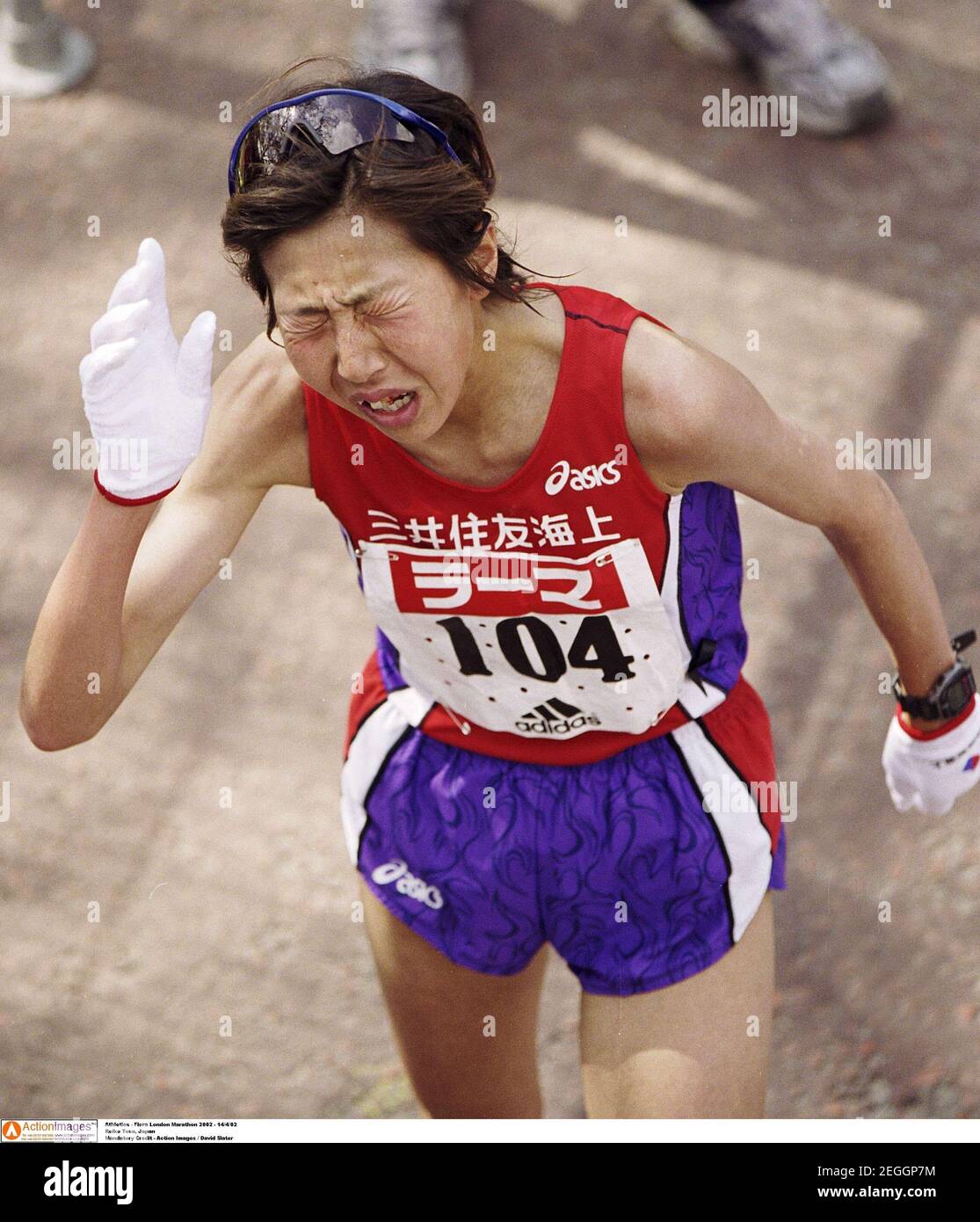 The london marathon 2002 hi-res stock photography and images - Alamy