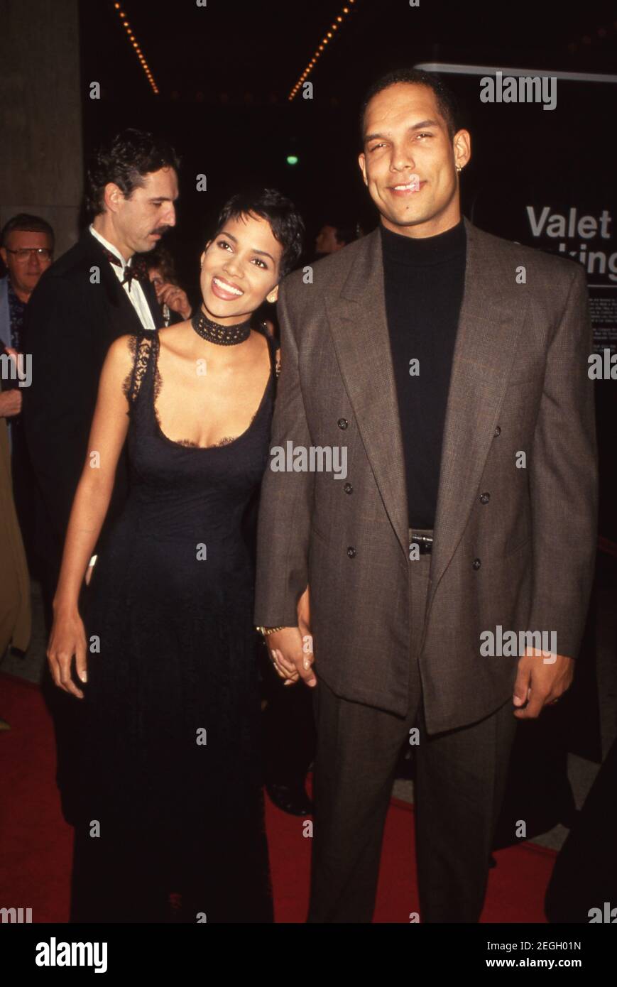 David justice halle berry hi-res stock photography and images - Alamy