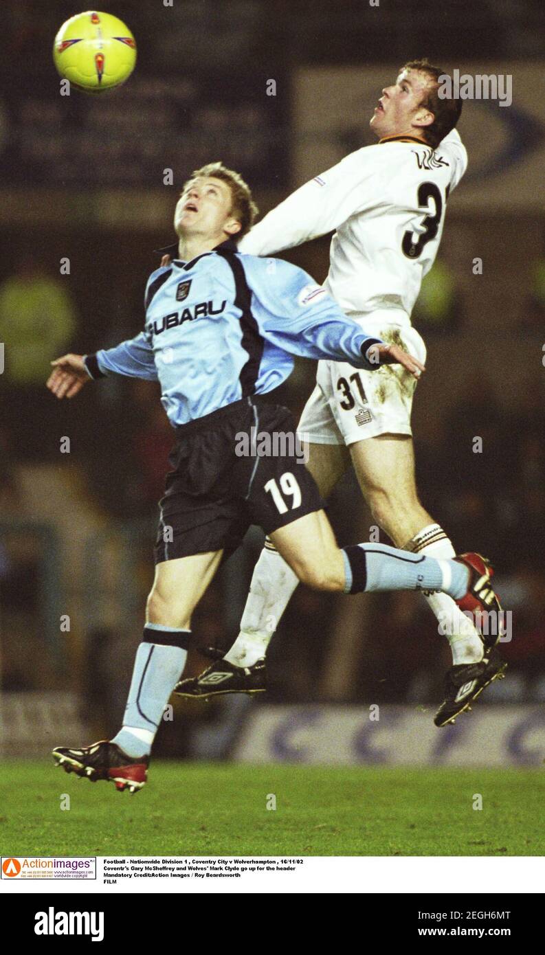 Sport football action mark clyde hi-res stock photography and images ...