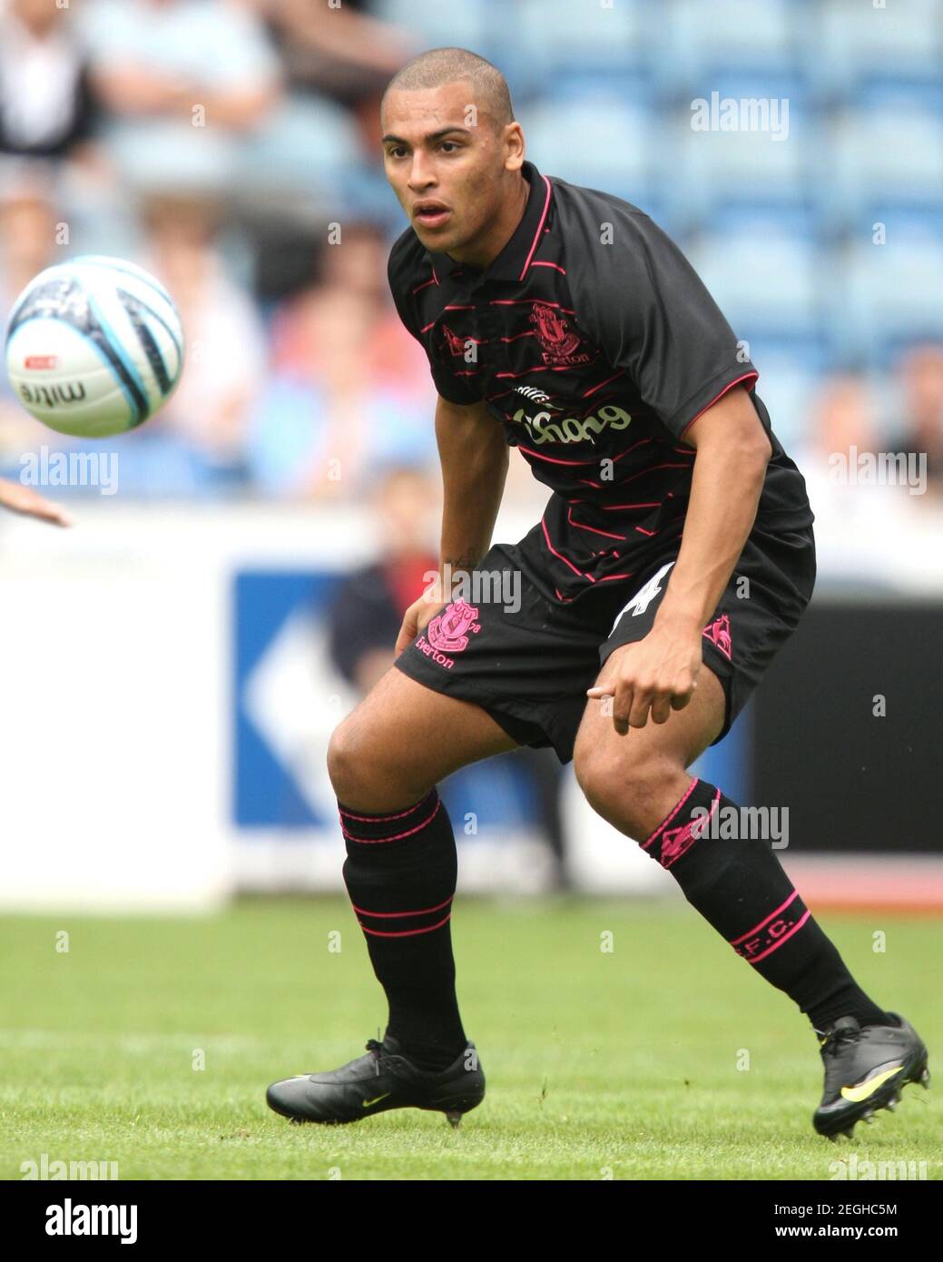 James vaughan everton hi-res stock photography and images - Alamy