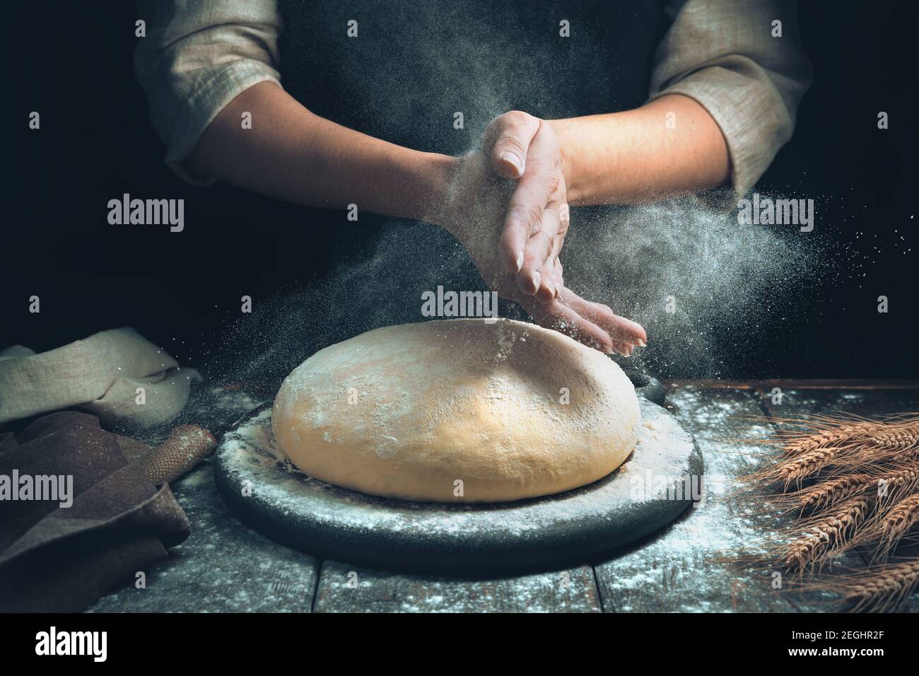 Dust flap hi-res stock photography and images - Alamy
