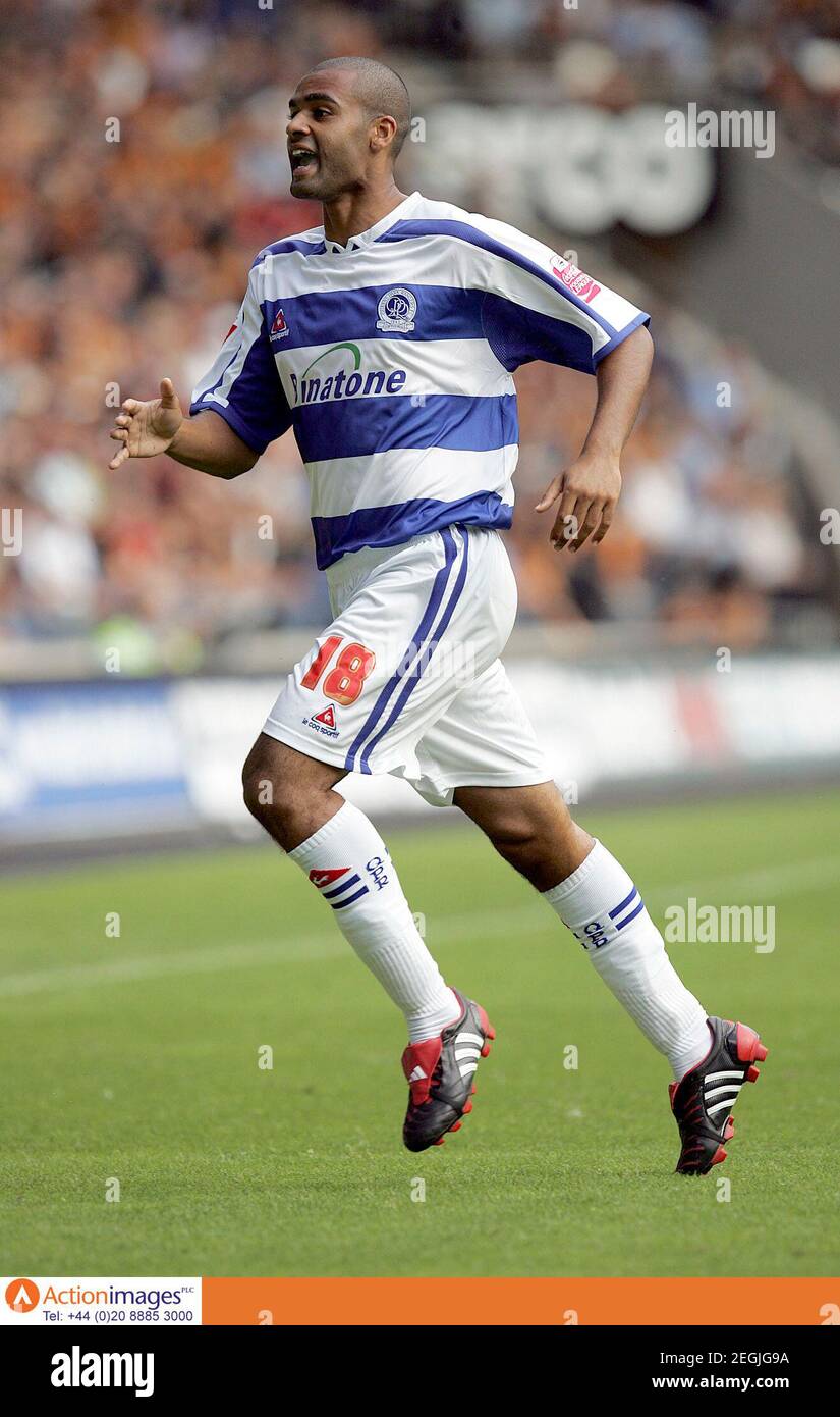 Queens park rangers stefan moore hi-res stock photography and images ...