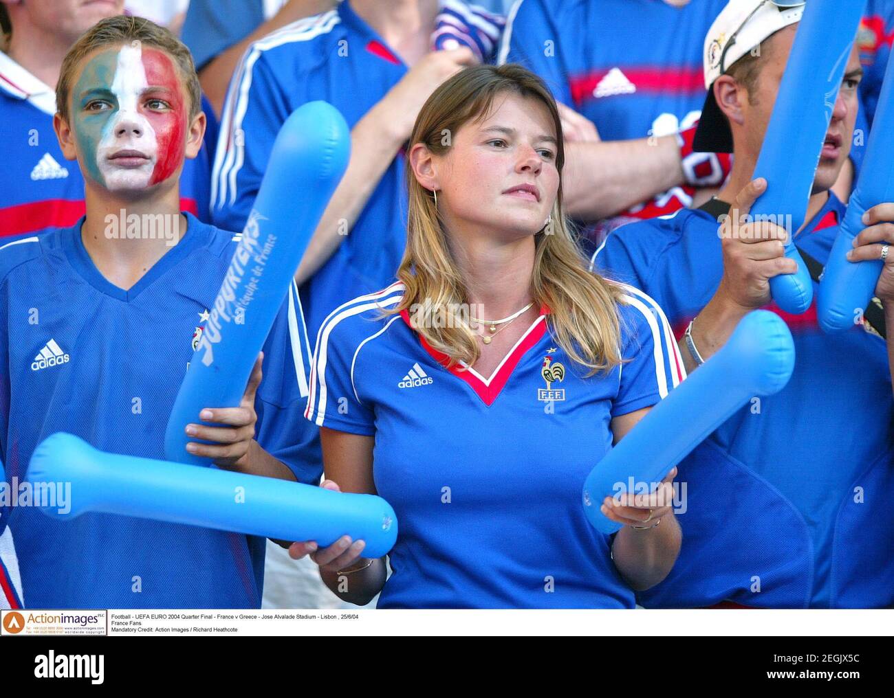 Uefa euro 2004 greece final hi-res stock photography and images - Alamy