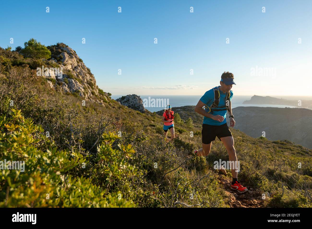 30 45 years woman running hi-res stock photography and images - Alamy