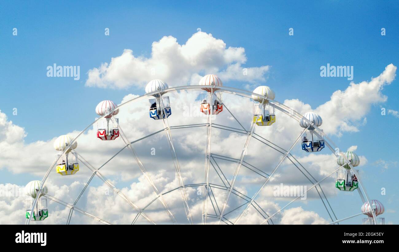 istanbul, Turkey - September 2018: Colorful ferris wheel and blue sky ...