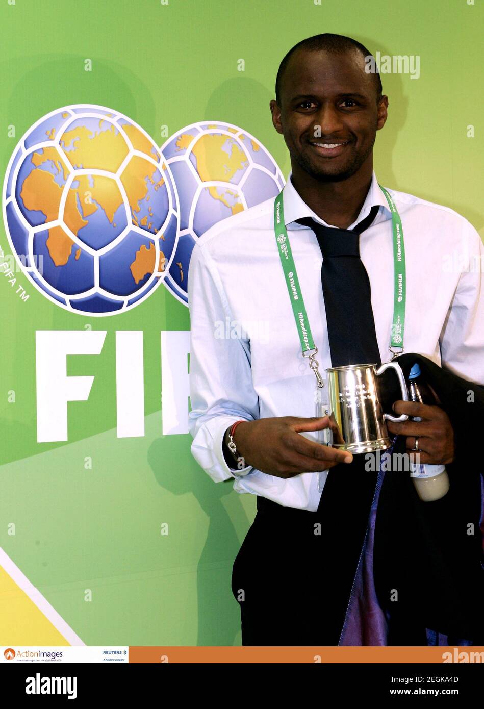 Budweiser football fifa hi-res stock photography and images - Alamy