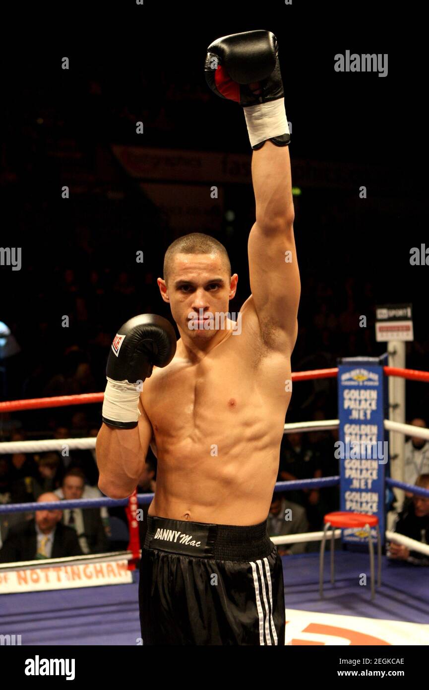 English light heavyweight title hi-res stock photography and images - Alamy