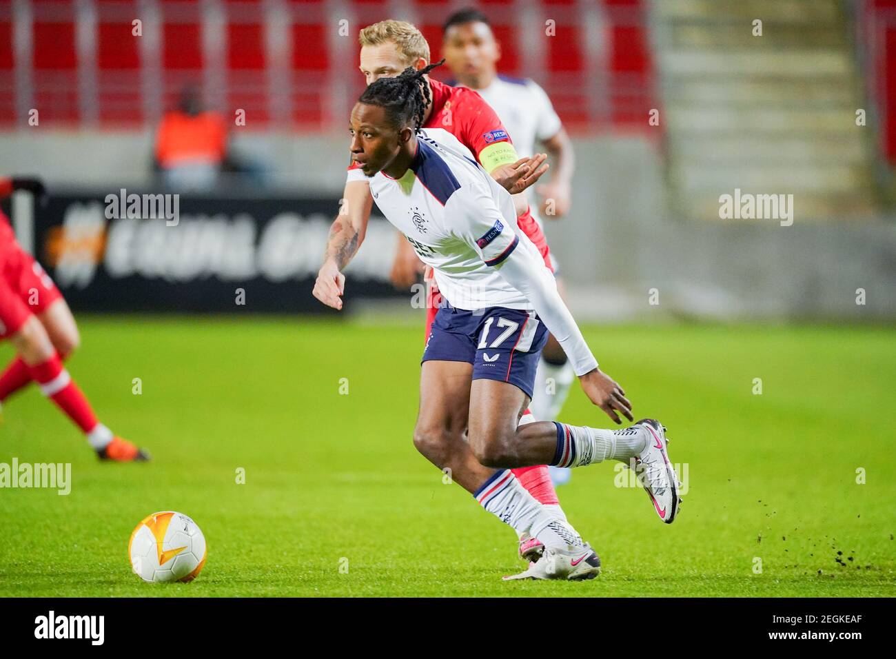 ANTWERPEN, BELGIUM - FEBRUARY 18: Ritchie De Laet of Royal Antwerp and ...