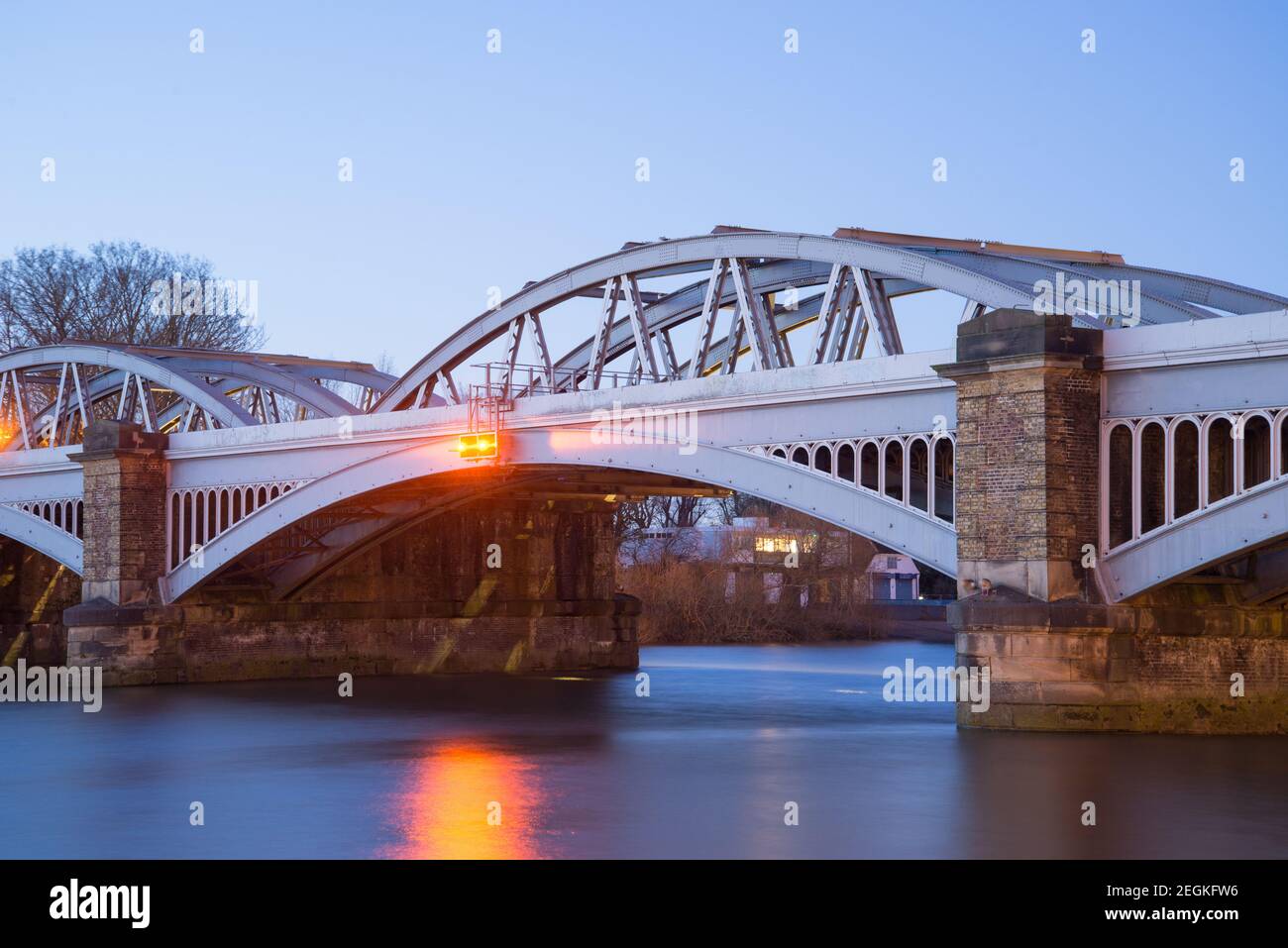 Barnes Railway Bridge at Dusk Stock Photo - Alamy