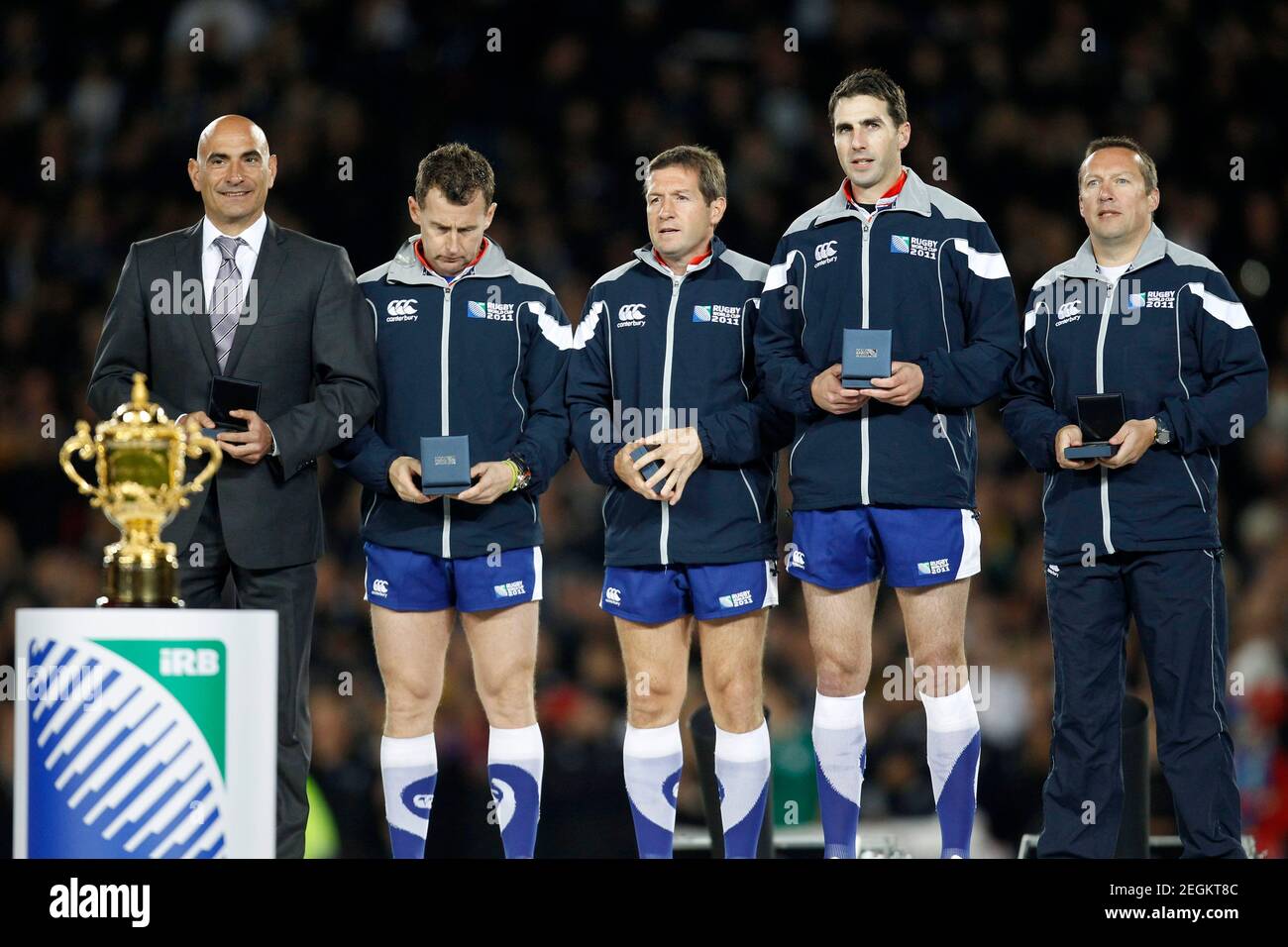 Television match official rugby hi-res stock photography and images - Alamy