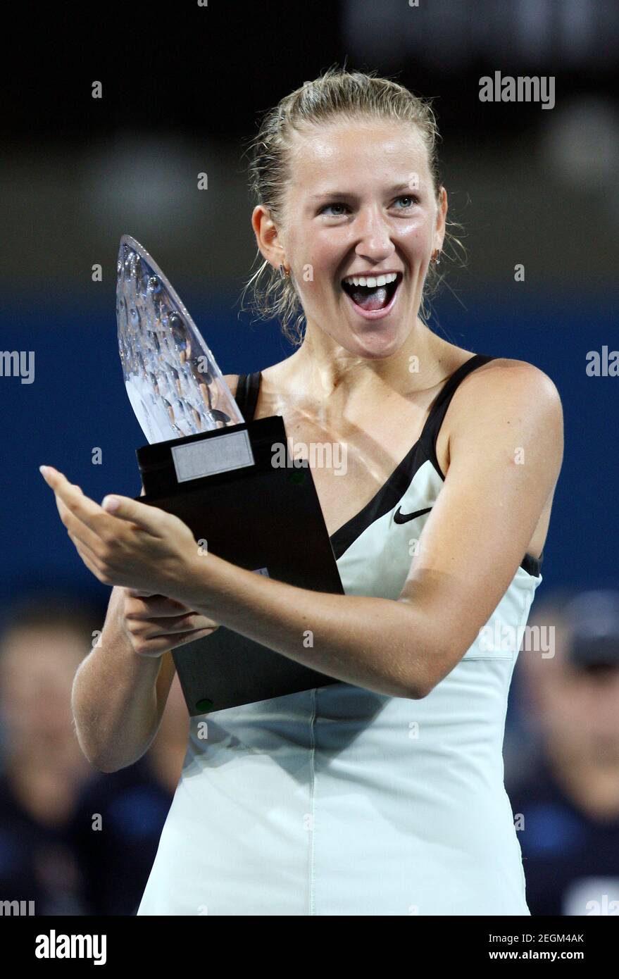 Victoria azarenka belarus celebrates trophy hi-res stock photography ...