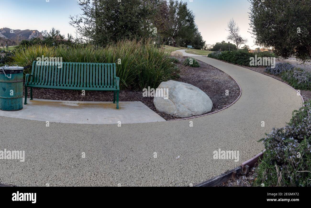 Park bench sidewalk architecture hi-res stock photography and images ...