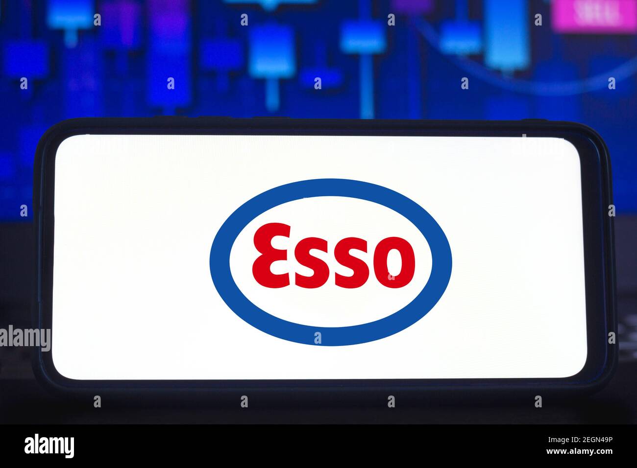 Esso logo hi-res stock photography and images - Alamy