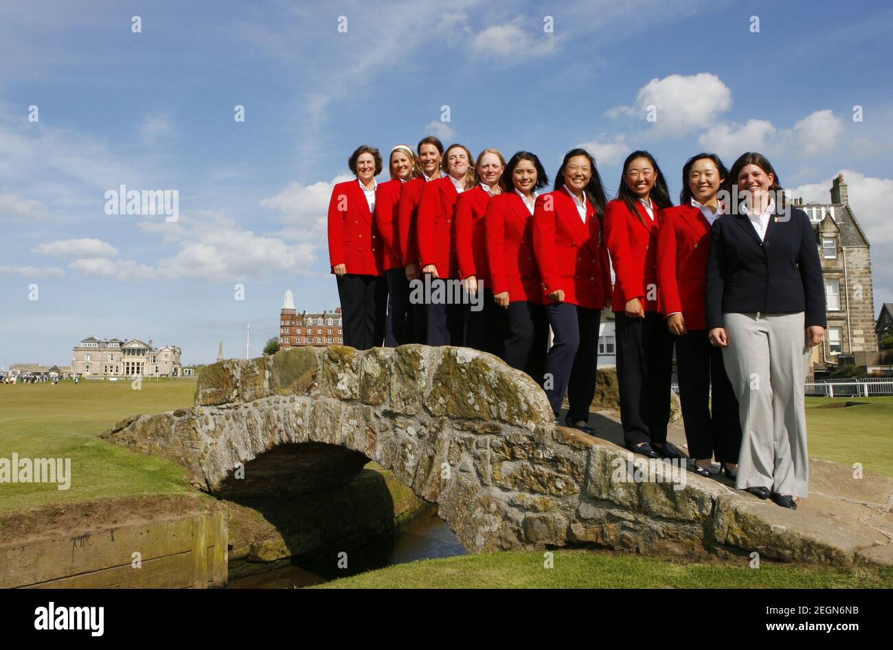 Golf donna hi-res stock photography and images - Alamy