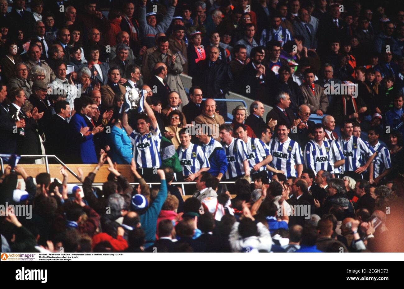 Rumbelows cup hi-res stock photography and images - Alamy