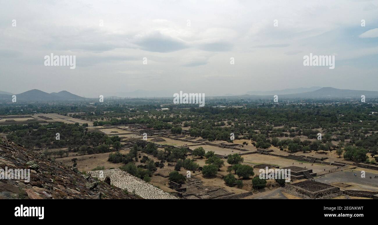 Top of pyramid hi-res stock photography and images - Alamy