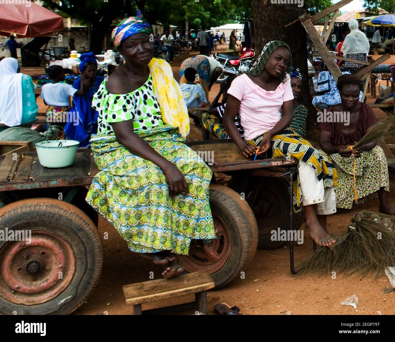 Togo kara woman hi-res stock photography and images - Alamy