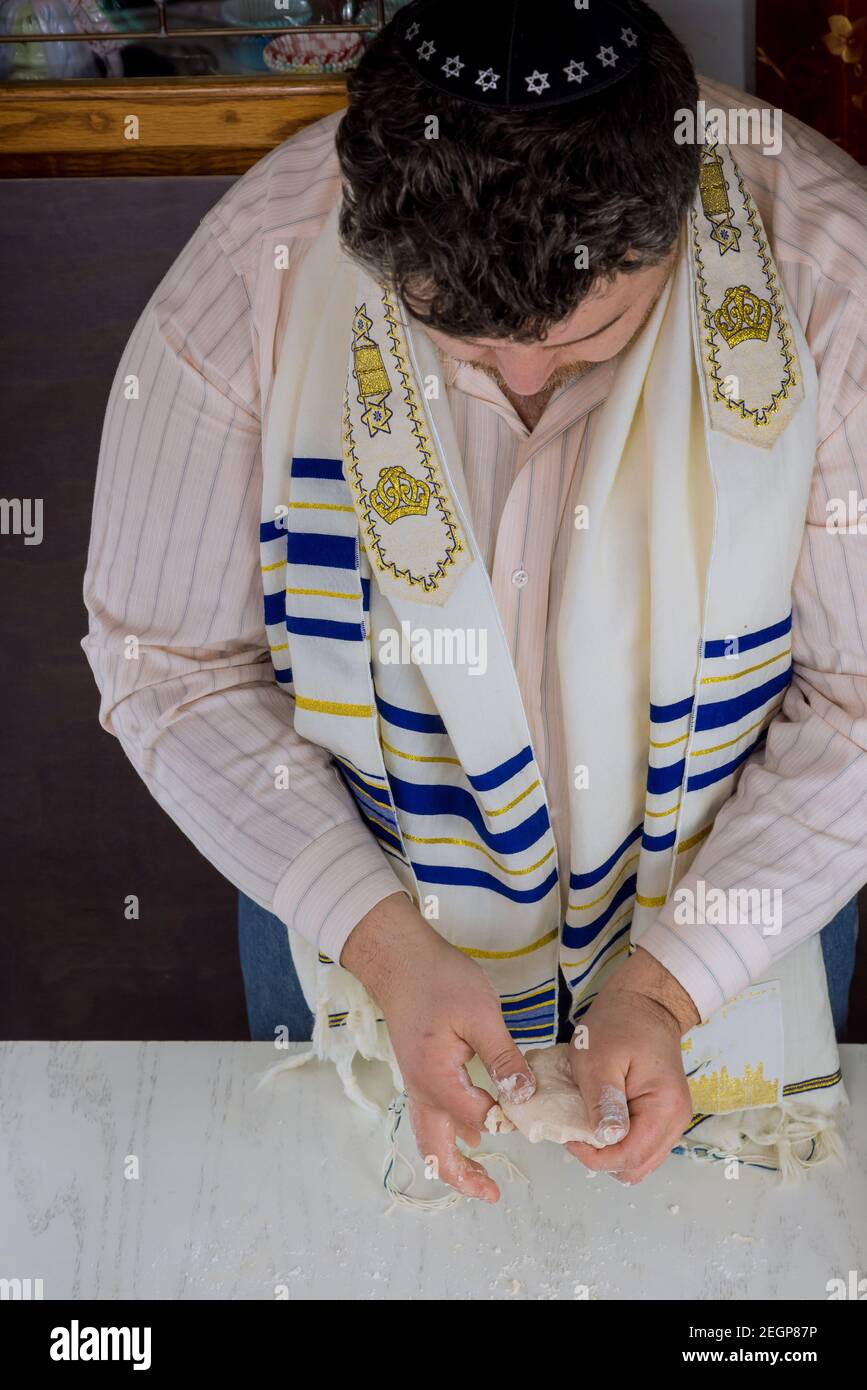 Matzos hi-res stock photography and images - Alamy