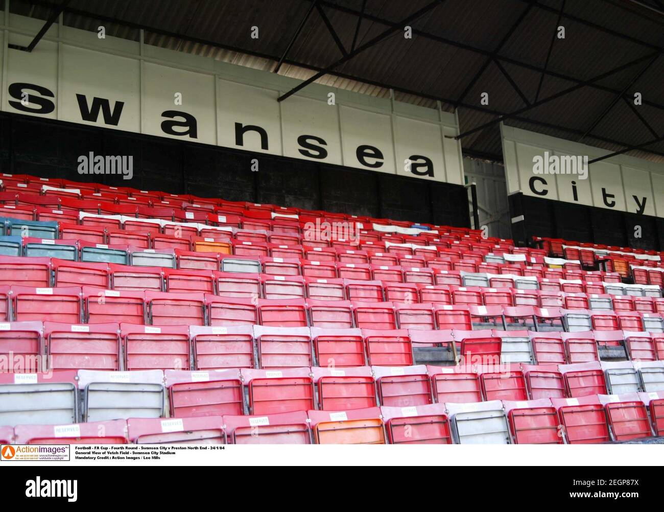Vetch field general view hi-res stock photography and images - Alamy