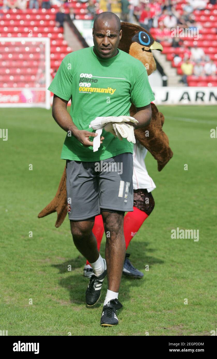 Clayton ince hi-res stock photography and images - Alamy