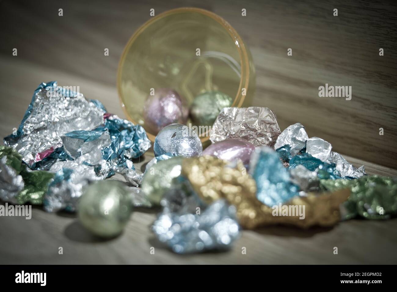 Empty chocolate wrappers hi-res stock photography and images - Alamy