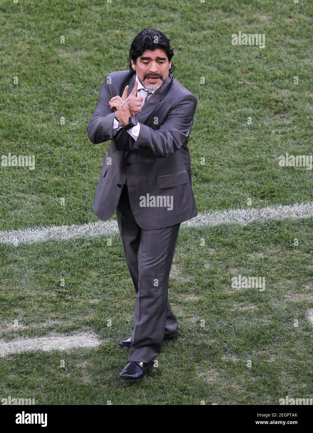 Argentina coach diego maradona hi-res stock photography and images - Alamy
