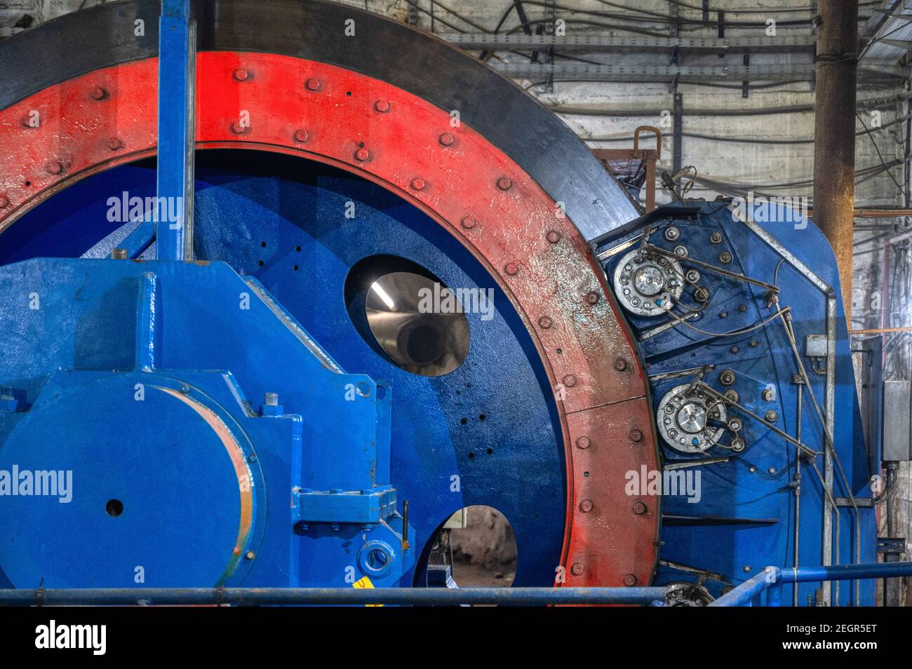 Mine Shaft Elevator High Resolution Stock Photography and Images - Alamy