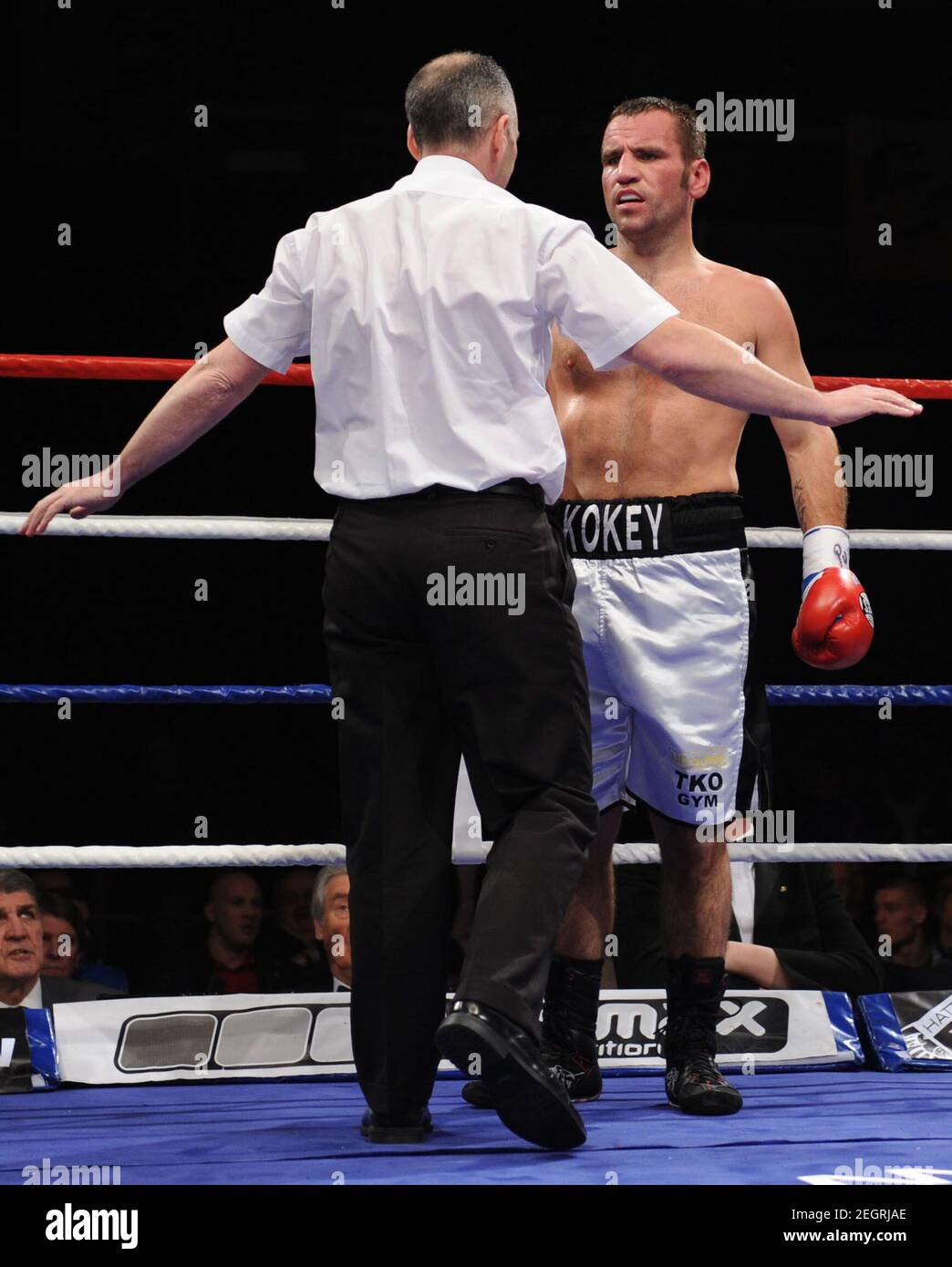 10 Count Boxing High Resolution Stock Photography and Images - Alamy