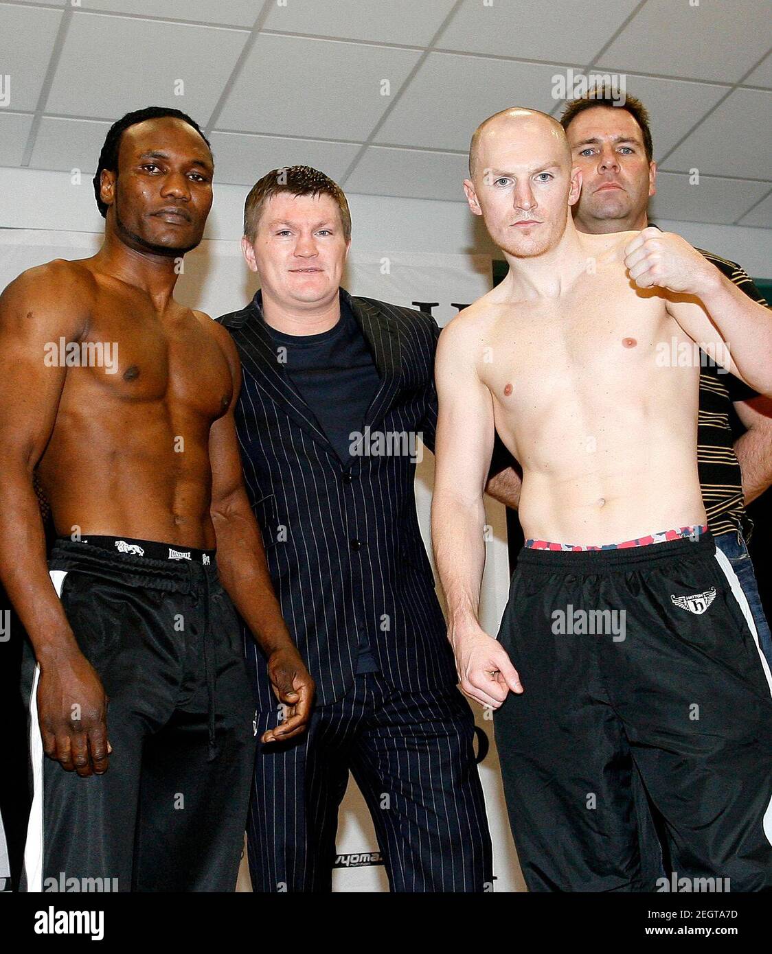 L to r ricky hatton hi-res stock photography and images - Alamy