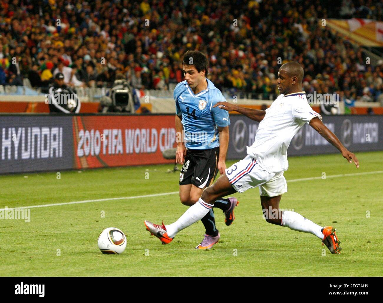 Eric abidal uruguay france green hi-res stock photography and images ...