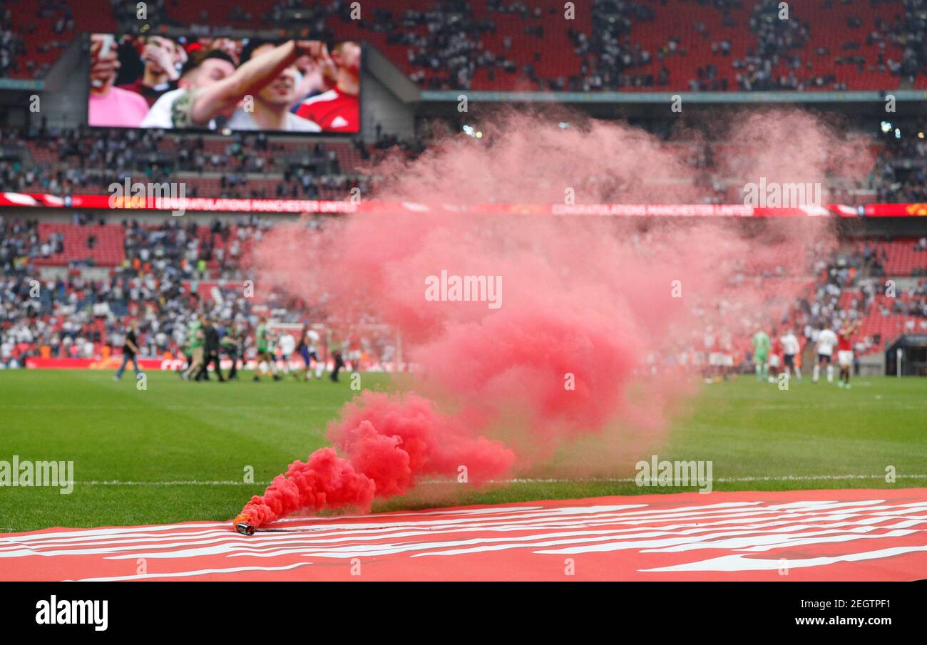 Football smoke grenade hi-res stock photography and images - Alamy