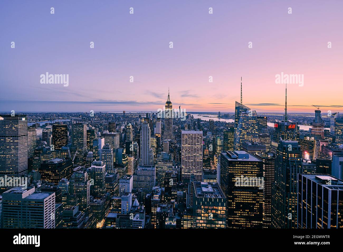 Realistic night city view background Stock Photo - Alamy