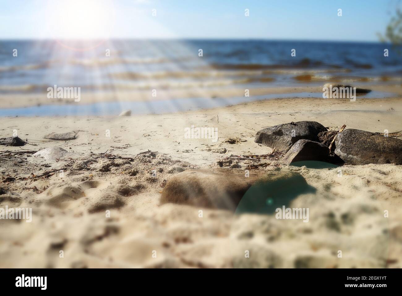 Sunbeam horizon hi-res stock photography and images - Alamy