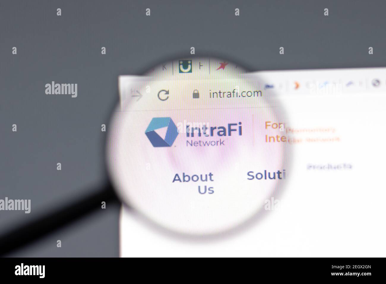 Network browser hi-res stock photography and images - Alamy