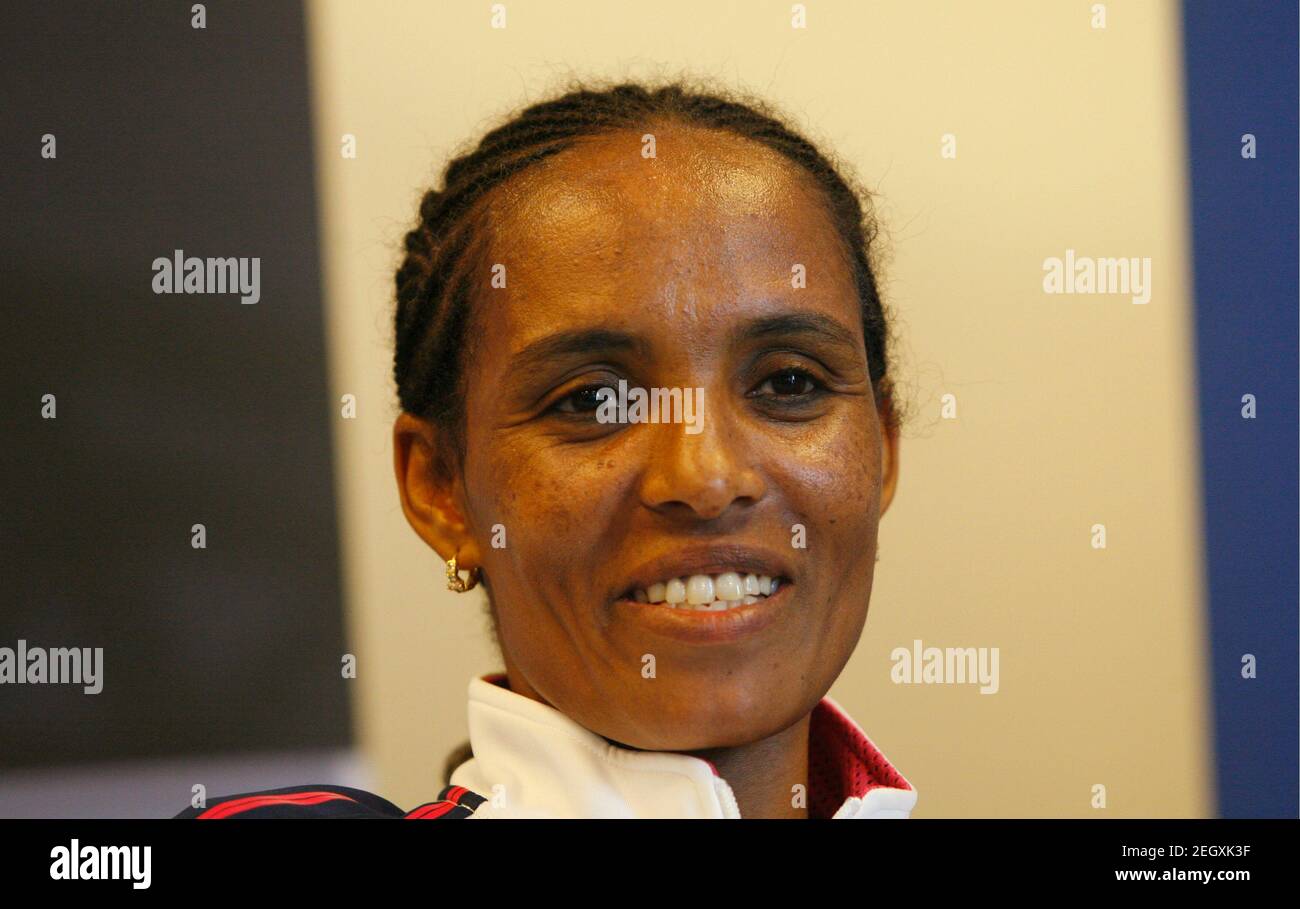 Derartu Tulu High Resolution Stock Photography and Images - Alamy